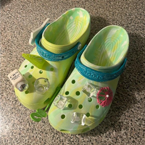 CROCS | Shoes | Margaritaville Crocs Jimmy Buffett Sizes Limited ...